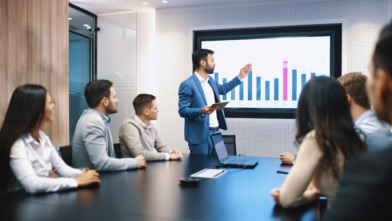 Productivity Hacks for Managing Multiple Software Applications Effectively - Kernel House